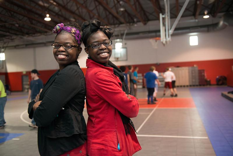 Twins graduate together - and with the same degree | Newsroom | Indiana ...