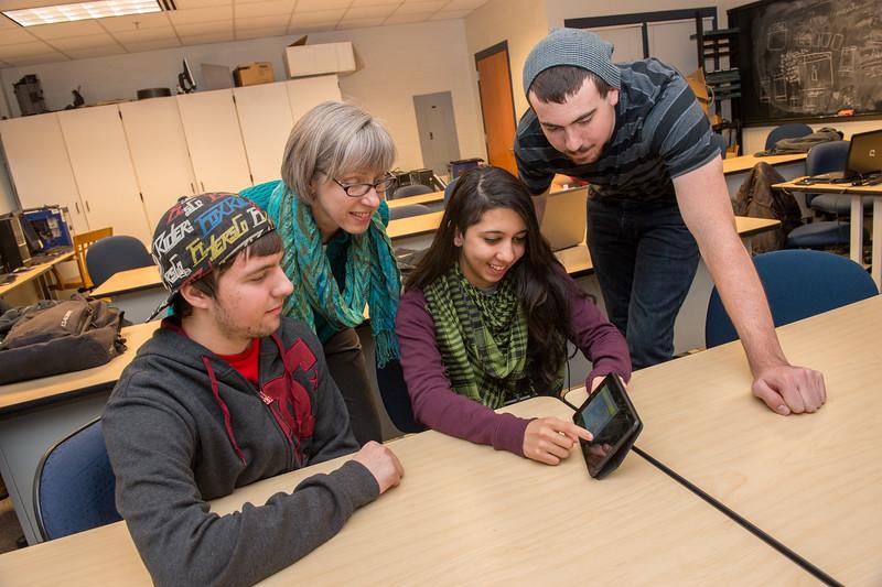 Android class provides valuable service to CANDLES museum | Newsroom ...